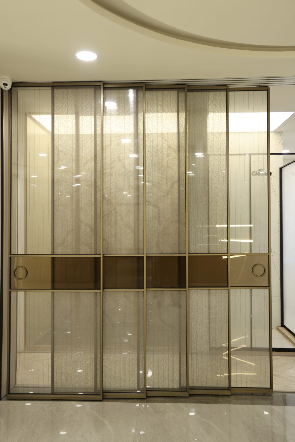 Closma Moving Walls – 5 Sliding Doors - Closma India